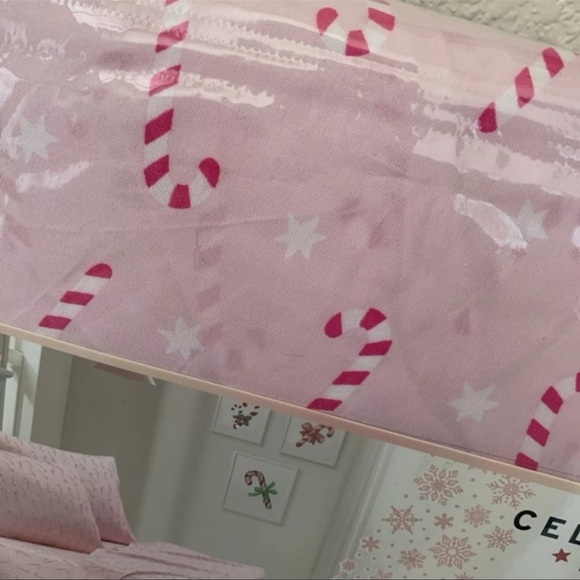 Celebrity Pink | Bedding | Celebrity Pink Candy Canes Twin Sheet Set 3 ...